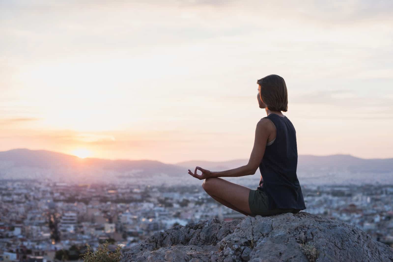 Breathing Meditation and Mindfulness: Cultivating Present-Mo